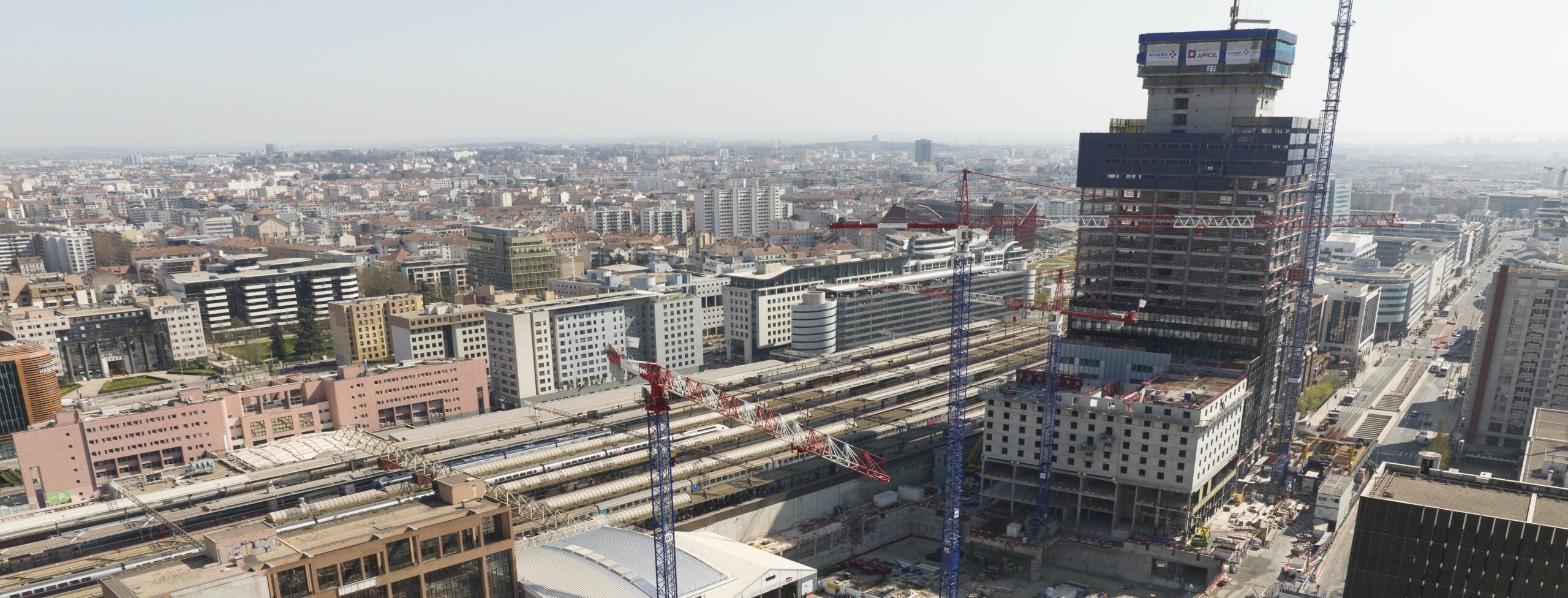 Visite du chantier de la tour To-Lyon à Lyon Part-Dieu - AFGC